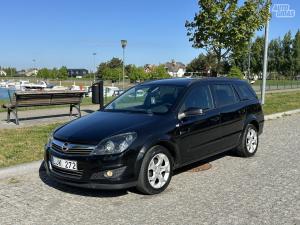 Black Opel Astra 2008 in Klaipeda, with an engine capacity of 1.70 L and mileage of 289 thousand km for 1450 €, photo 8 on AUTOMOTO.COM.LV