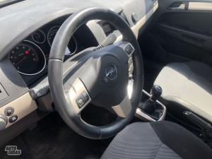 Melns Opel Astra 2008 Marijampole, ar dzinēja tilpumu 1.60 L un nobraukumu 220 tūkst. km par 1650 €, foto 11 vietnē AUTOMOTO.COM.LV
