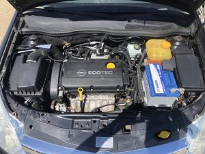 Melns Opel Astra 2008 Marijampole, ar dzinēja tilpumu 1.60 L un nobraukumu 220 tūkst. km par 1650 €, foto 18 vietnē AUTOMOTO.COM.LV