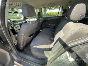 Melns Opel Astra 2008 Rīga, ar dzinēja tilpumu 1.90 L un nobraukumu 430 tūkst. km par 690 €, foto 12 vietnē AUTOMOTO.COM.LV