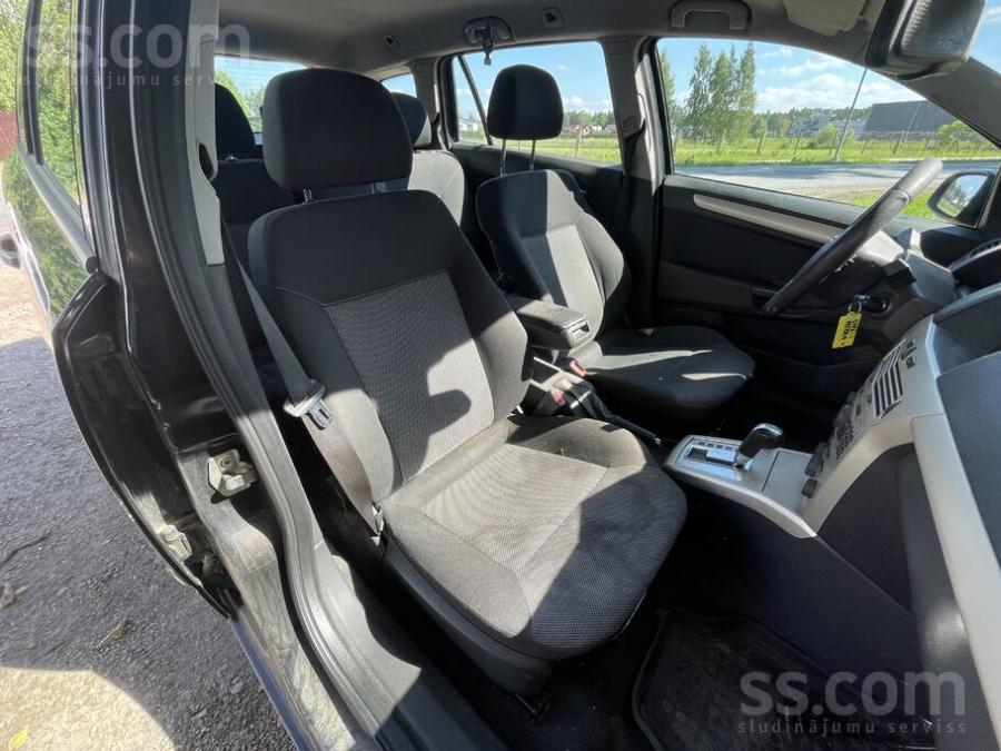 Melns Opel Astra 2008 Rīga, ar dzinēja tilpumu 1.90 L un nobraukumu 430 tūkst. km par 690 €, foto 14 vietnē AUTOMOTO.COM.LV