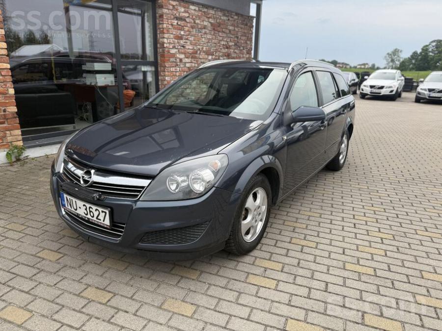 Melns Opel Astra 2008 Talsi, ar dzinēja tilpumu 1.70 L un nobraukumu 271 tūkst. km par 2970 €, foto 1 vietnē AUTOMOTO.COM.LV