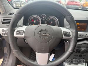 Melns Opel Astra 2008 Talsi, ar dzinēja tilpumu 1.70 L un nobraukumu 271 tūkst. km par 2970 €, foto 5 vietnē AUTOMOTO.COM.LV
