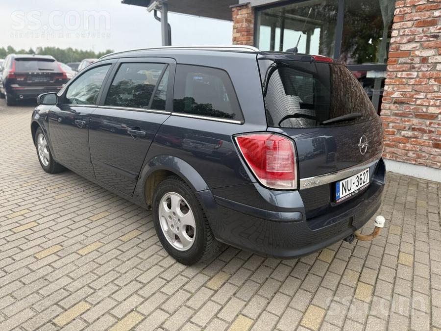Melns Opel Astra 2008 Talsi, ar dzinēja tilpumu 1.70 L un nobraukumu 271 tūkst. km par 2970 €, foto 13 vietnē AUTOMOTO.COM.LV