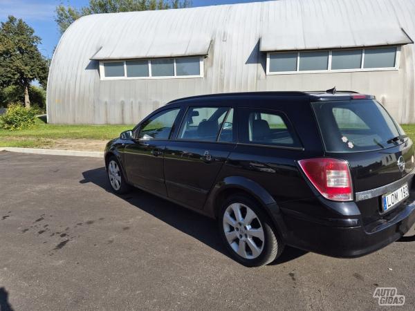 Melns Opel Astra 2008 Biržai, ar dzinēja tilpumu 1.90 L un nobraukumu 357 tūkst. km par 1399 €, foto 7 vietnē AUTOMOTO.COM.LV