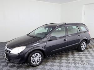 Black Opel Astra 2009 in Tallinn, with an engine capacity of 1.60 L and mileage of 259 thousand km for 799 €, photo 2 on AUTOMOTO.COM.LV