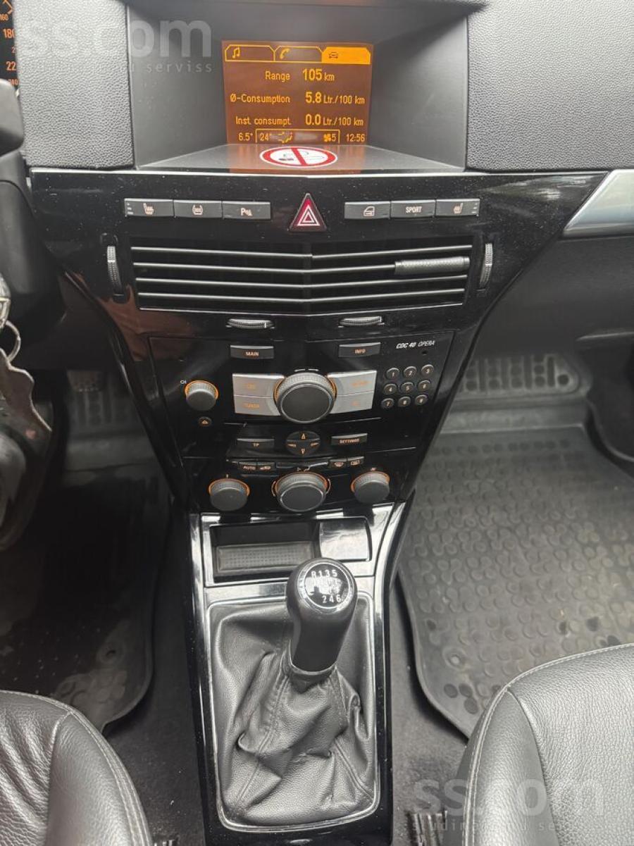 Melns Opel Astra 2009 Jelgava, ar dzinēja tilpumu 1.90 L un nobraukumu 430 tūkst. km par 1800 €, foto 15 vietnē AUTOMOTO.COM.LV