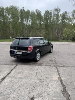 Melns Opel Astra 2009 Jelgava, ar dzinēja tilpumu 1.90 L un nobraukumu 430 tūkst. km par 1150 €, foto 7 vietnē AUTOMOTO.COM.LV