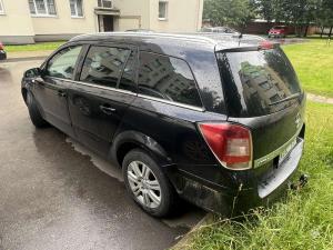 Melns Opel Astra 2009 Ignalina, ar dzinēja tilpumu 1.69 L un nobraukumu 266 tūkst. km par 1100 €, foto 5 vietnē AUTOMOTO.COM.LV