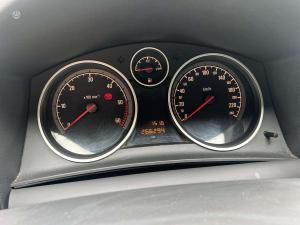 Melns Opel Astra 2009 Ignalina, ar dzinēja tilpumu 1.69 L un nobraukumu 266 tūkst. km par 1100 €, foto 9 vietnē AUTOMOTO.COM.LV