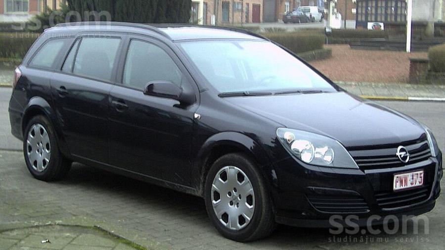 Melns Opel Astra 2010 Rīga, ar dzinēja tilpumu 1.70 L un nobraukumu 305 tūkst. km par 800 €, foto 1 vietnē AUTOMOTO.COM.LV