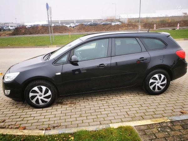 Melns Opel Astra 2011 Klaipėda, ar dzinēja tilpumu 1.69 L un nobraukumu 156 tūkst. km par 2990 €, foto 7 vietnē AUTOMOTO.COM.LV