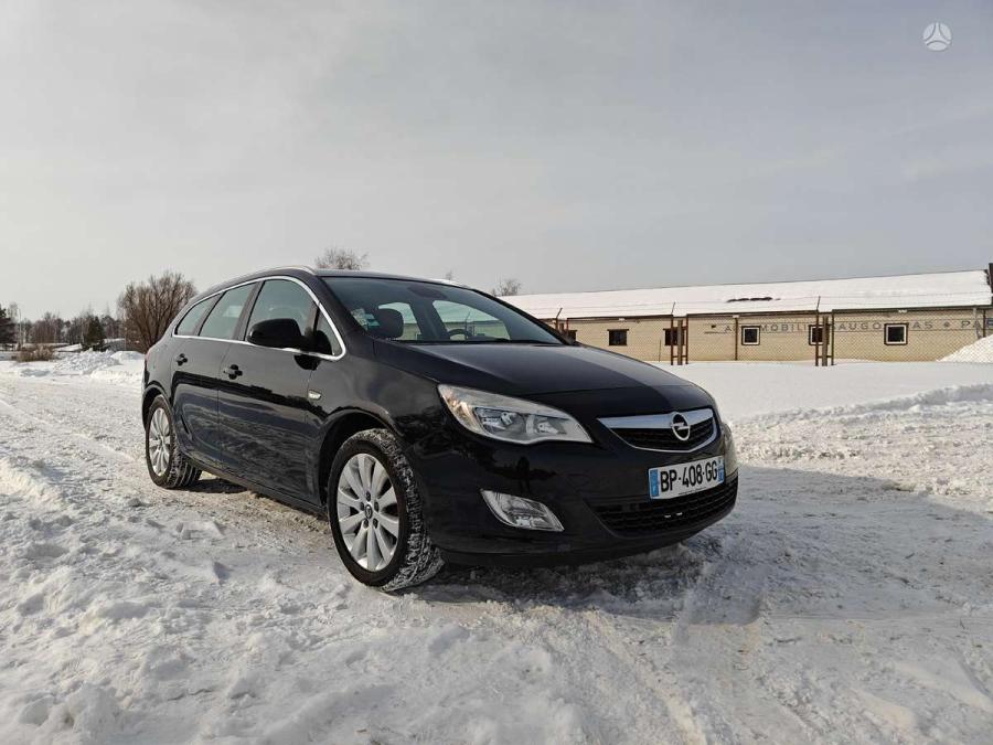 Melns Opel Astra 2011 Tauragė, ar dzinēja tilpumu 1.96 L un nobraukumu 236 tūkst. km par 2950 €, foto 4 vietnē AUTOMOTO.COM.LV