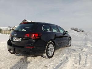 Melns Opel Astra 2011 Tauragė, ar dzinēja tilpumu 1.96 L un nobraukumu 236 tūkst. km par 2950 €, foto 8 vietnē AUTOMOTO.COM.LV