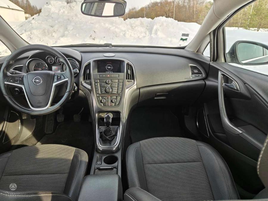 Melns Opel Astra 2011 Tauragė, ar dzinēja tilpumu 1.96 L un nobraukumu 236 tūkst. km par 2950 €, foto 14 vietnē AUTOMOTO.COM.LV
