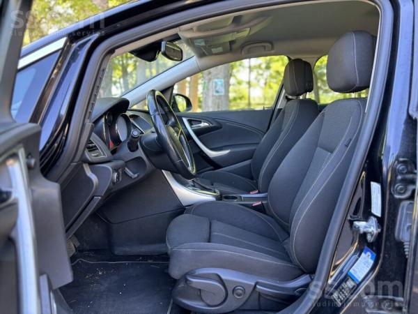 Melns Opel Astra 2011 Jelgava, ar dzinēja tilpumu 2.00 L un nobraukumu 263 tūkst. km par 4650 €, foto 9 vietnē AUTOMOTO.COM.LV