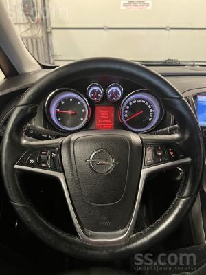 Melns Opel Astra 2011 Daugavpils, ar dzinēja tilpumu 2.00 L un nobraukumu 357 tūkst. km par 3900 €, foto 10 vietnē AUTOMOTO.COM.LV