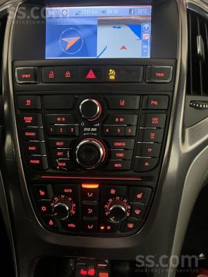 Melns Opel Astra 2011 Daugavpils, ar dzinēja tilpumu 2.00 L un nobraukumu 357 tūkst. km par 3900 €, foto 14 vietnē AUTOMOTO.COM.LV