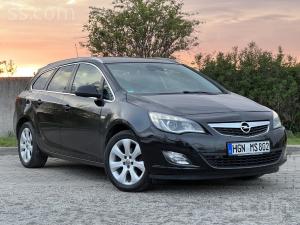 Melns Opel Astra 2011 Jelgava, ar dzinēja tilpumu 1.40 L un nobraukumu 170 tūkst. km par 5250 €, foto 3 vietnē AUTOMOTO.COM.LV