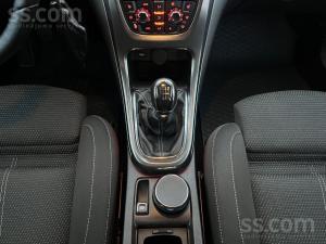 Melns Opel Astra 2011 Jelgava, ar dzinēja tilpumu 1.40 L un nobraukumu 170 tūkst. km par 5250 €, foto 25 vietnē AUTOMOTO.COM.LV