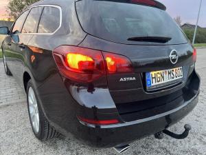 Melns Opel Astra 2011 Jelgava, ar dzinēja tilpumu 1.40 L un nobraukumu 170 tūkst. km par 5250 €, foto 33 vietnē AUTOMOTO.COM.LV