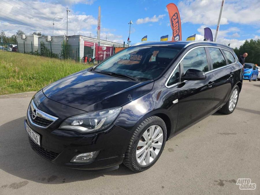 Melns Opel Astra 2011 Kauņa, ar dzinēja tilpumu 1.70 L un nobraukumu 218 tūkst. km par 3850 €, foto 1 vietnē AUTOMOTO.COM.LV