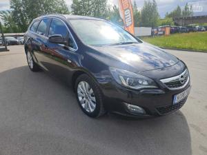 Melns Opel Astra 2011 Kauņa, ar dzinēja tilpumu 1.70 L un nobraukumu 218 tūkst. km par 3850 €, foto 3 vietnē AUTOMOTO.COM.LV
