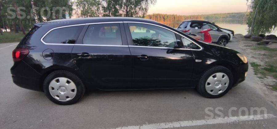 Melns Opel Astra 2011 Jēkabpils, ar dzinēja tilpumu 1.40 L un nobraukumu 352 tūkst. km par 1790 €, foto 10 vietnē AUTOMOTO.COM.LV
