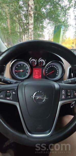 Melns Opel Astra 2011 Jēkabpils, ar dzinēja tilpumu 1.40 L un nobraukumu 352 tūkst. km par 1790 €, foto 14 vietnē AUTOMOTO.COM.LV