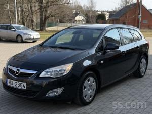 Black Opel Astra 2011 in Riga, with an engine capacity of 1.30 L and mileage of 0 thousand km for 2450 €, photo  on AUTOMOTO.COM.LV
