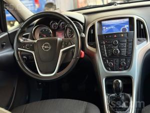 Black Opel Astra 2011 in Riga, with an engine capacity of 1.30 L and mileage of 0 thousand km for 2450 €, photo 8 on AUTOMOTO.COM.LV