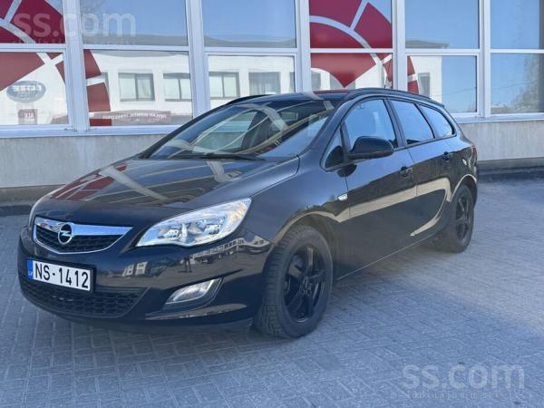 Melns Opel Astra 2011 Gulbene, ar dzinēja tilpumu 1.70 L un nobraukumu 230 tūkst. km par 2700 €, foto 5 vietnē AUTOMOTO.COM.LV