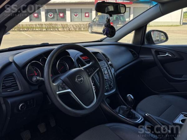 Melns Opel Astra 2011 Gulbene, ar dzinēja tilpumu 1.70 L un nobraukumu 230 tūkst. km par 2700 €, foto 9 vietnē AUTOMOTO.COM.LV