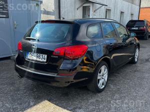 Melns Opel Astra 2011 Daugavpils, ar dzinēja tilpumu 1.40 L un nobraukumu 243 tūkst. km par 4450 €, foto 4 vietnē AUTOMOTO.COM.LV