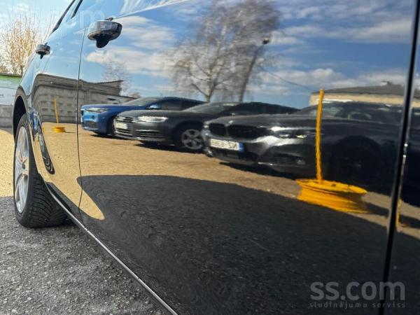 Black Opel Astra 2011 in Daugavpils, with an engine capacity of 1.40 L and mileage of 243 thousand km for 4450 €, photo 9 on AUTOMOTO.COM.LV