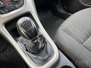 Melns Opel Astra 2011 Daugavpils, ar dzinēja tilpumu 1.40 L un nobraukumu 243 tūkst. km par 4450 €, foto 16 vietnē AUTOMOTO.COM.LV