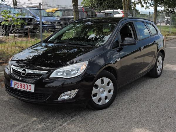 Melns Opel Astra 2011 Marijampole, ar dzinēja tilpumu 1.70 L un nobraukumu 228 tūkst. km par 3050 €, foto 1 vietnē AUTOMOTO.COM.LV