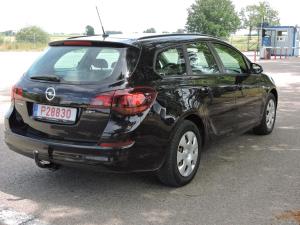 Melns Opel Astra 2011 Marijampole, ar dzinēja tilpumu 1.70 L un nobraukumu 228 tūkst. km par 3050 €, foto 6 vietnē AUTOMOTO.COM.LV