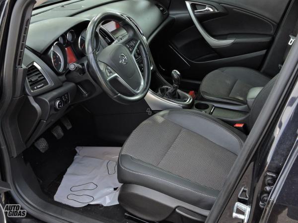 Melns Opel Astra 2011 Marijampole, ar dzinēja tilpumu 1.70 L un nobraukumu 228 tūkst. km par 3050 €, foto 9 vietnē AUTOMOTO.COM.LV