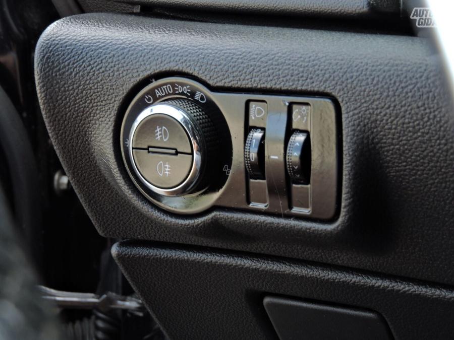 Melns Opel Astra 2011 Marijampole, ar dzinēja tilpumu 1.70 L un nobraukumu 228 tūkst. km par 3050 €, foto 11 vietnē AUTOMOTO.COM.LV