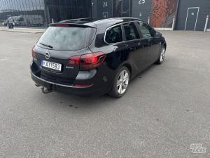 Melns Opel Astra 2011 Kauņa, ar dzinēja tilpumu 2.00 L un nobraukumu 370 tūkst. km par 3200 €, foto 4 vietnē AUTOMOTO.COM.LV