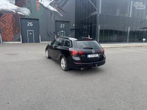 Melns Opel Astra 2011 Kauņa, ar dzinēja tilpumu 2.00 L un nobraukumu 370 tūkst. km par 3200 €, foto 5 vietnē AUTOMOTO.COM.LV