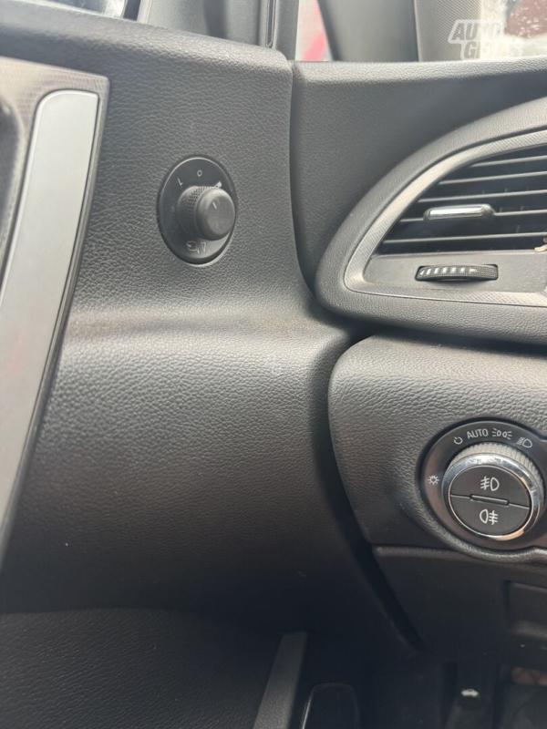 Melns Opel Astra 2011 Kauņa, ar dzinēja tilpumu 2.00 L un nobraukumu 370 tūkst. km par 3200 €, foto 9 vietnē AUTOMOTO.COM.LV