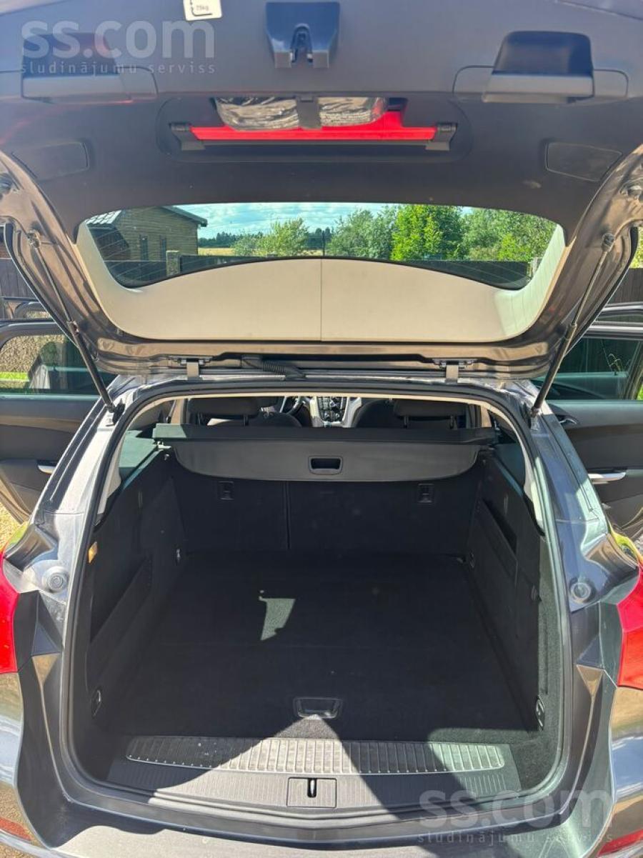 Melns Opel Astra 2011 Jēkabpils, ar dzinēja tilpumu 1.70 L un nobraukumu 227 tūkst. km par 4050 €, foto 13 vietnē AUTOMOTO.COM.LV
