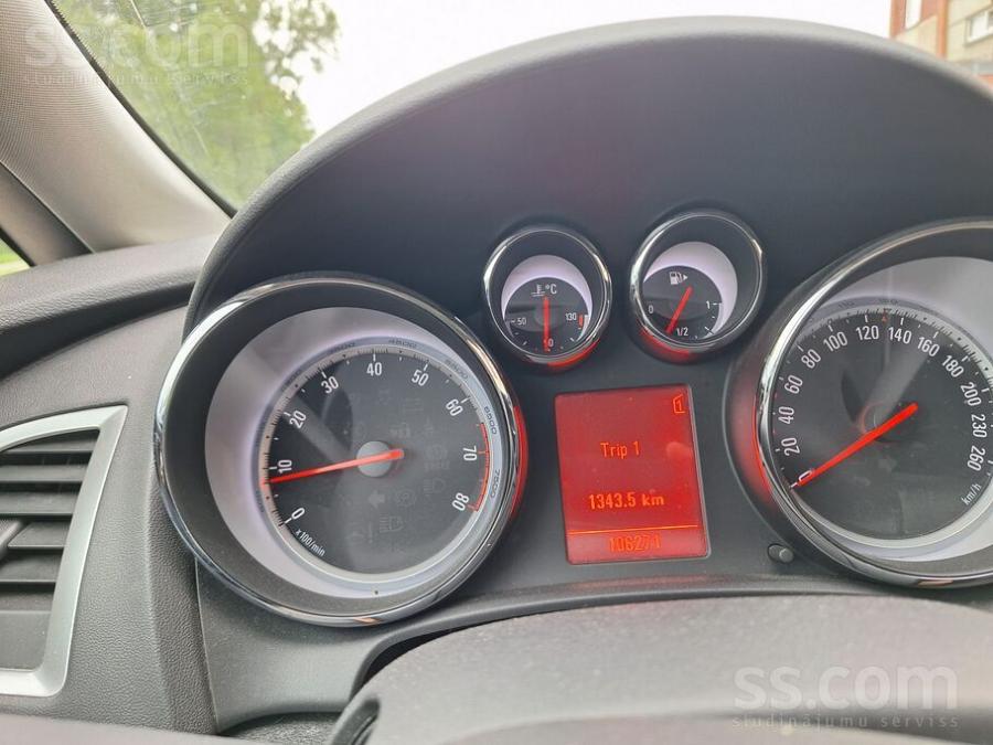 Черный Опель Астра 2011 в Бауска, объемом двигателя 1.40 л и пробегом 106 тыс. км за 4500 €, фото 6 на AUTOMOTO.COM.LV