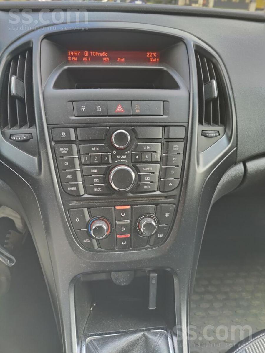 Melns Opel Astra 2011 Daugavpils, ar dzinēja tilpumu 1.70 L un nobraukumu 233 tūkst. km par 3000 €, foto 12 vietnē AUTOMOTO.COM.LV