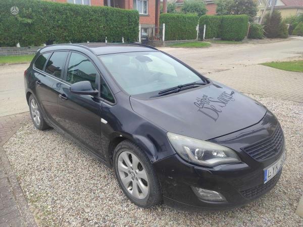 Melns Opel Astra 2011 Šauļi, ar dzinēja tilpumu 1.69 L un nobraukumu 313 tūkst. km par 2100 €, foto 3 vietnē AUTOMOTO.COM.LV