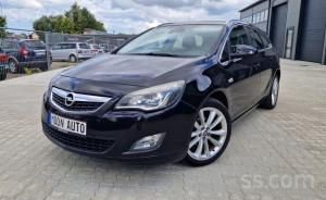 Black Opel Astra 2011 in Liepaja, with an engine capacity of 1.40 L and mileage of 277 thousand km for 3990 €, photo  on AUTOMOTO.COM.LV