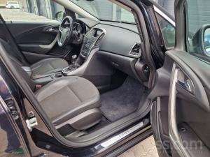 Melns Opel Astra 2011 Liepāja, ar dzinēja tilpumu 1.40 L un nobraukumu 277 tūkst. km par 3990 €, foto 14 vietnē AUTOMOTO.COM.LV
