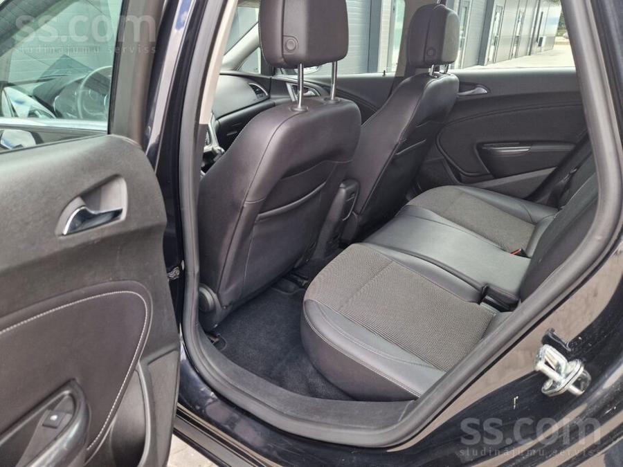 Melns Opel Astra 2011 Liepāja, ar dzinēja tilpumu 1.40 L un nobraukumu 277 tūkst. km par 3990 €, foto 15 vietnē AUTOMOTO.COM.LV